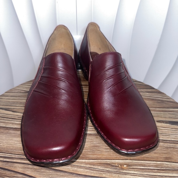 Clarks | Shoes | Clarks Nwot Slip On Clogs | Poshmark